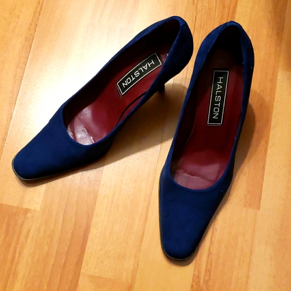H by Halston | Shoes | Preowned Halston Royal Navy Suede Shoes Sz 7 ...